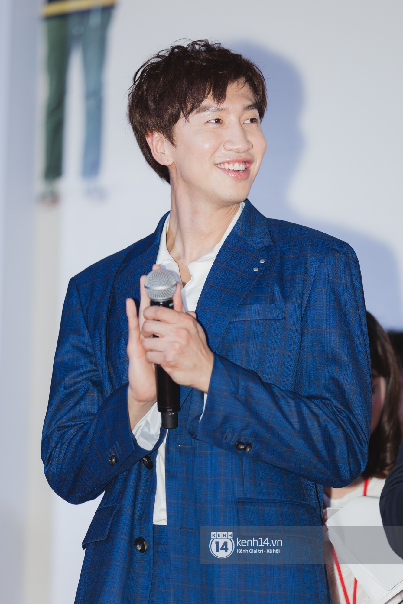 Thảm đỏ hội tụ dàn sao Hàn khủng tại TP.HCM: Lee Kwang Soo lột xác hậu ...