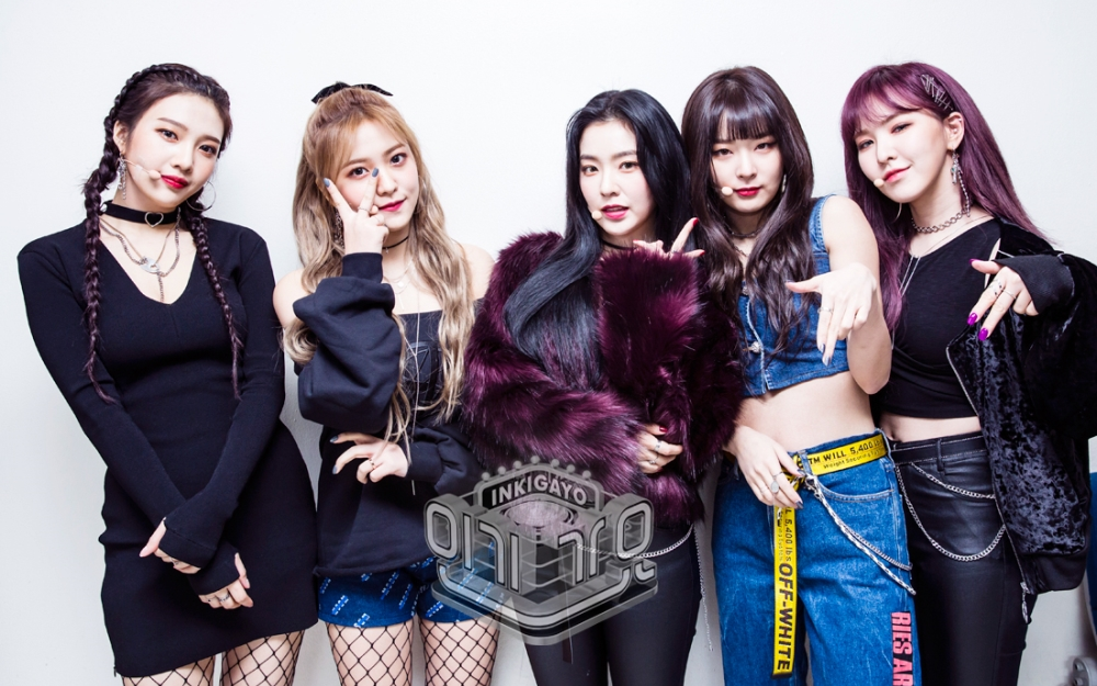 Bị EXO phá kỉ lục tháng trước, Red Velvet vượt lên "dằn mặt" với thành ...