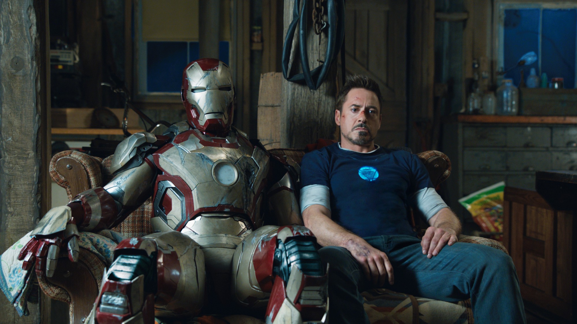 Đời làm Iron Man 11 năm: Gã tỉ phú kiêu ngạo giờ đã là siêu anh hùng bi ...