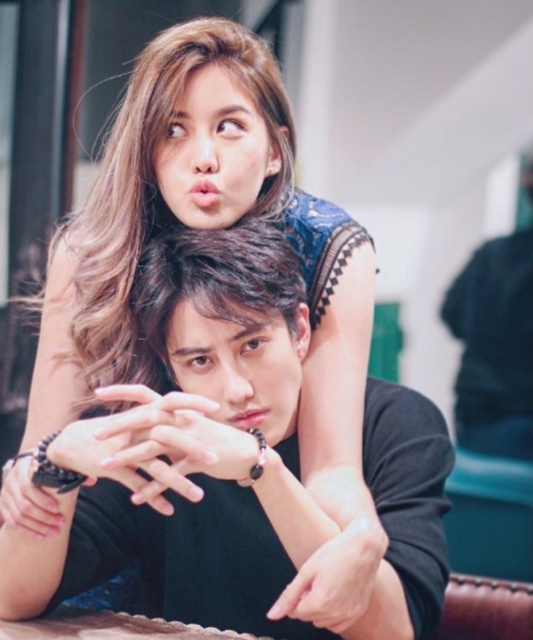 5 anh em nhà nam thần Thái Lan Mike Angelo: Toàn đẹp cực phẩm, học trường nhà giàu, có người cực ...