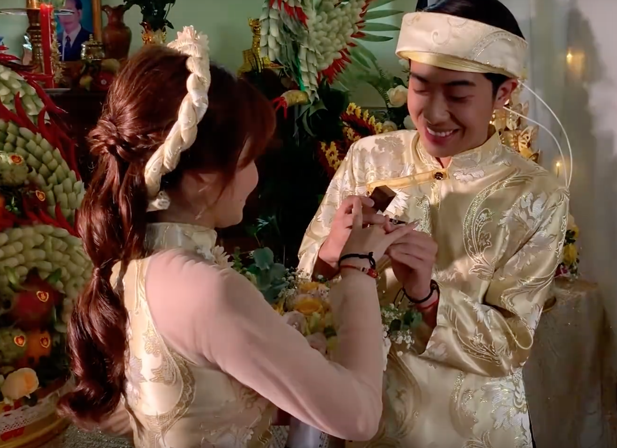 Cris Phan đăng clip cưới cười không ngậm được miệng, dân tình choáng ...