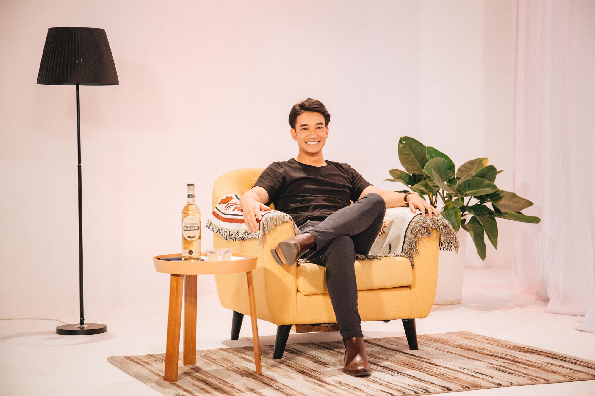 Tập 2 show hẹn hò của VJ Dustin: Misoa hết hồn khi gặp lại người cũ ...