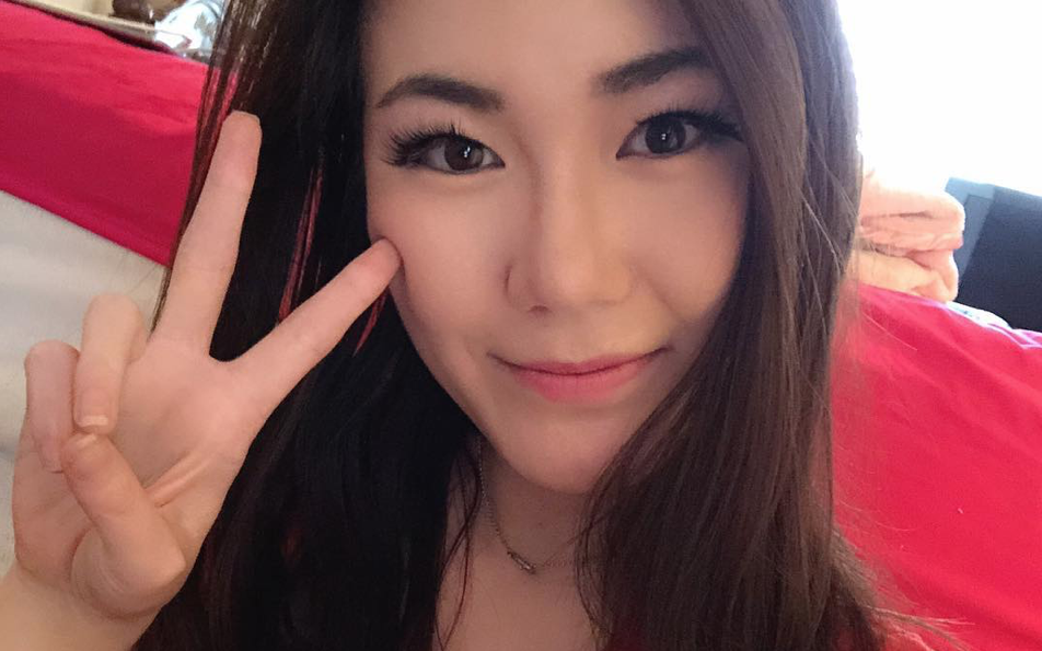 RUMAY WANG, tin tức Mới nhất Hafu: Nữ game thủ Hàn mặt xinh như idol ...