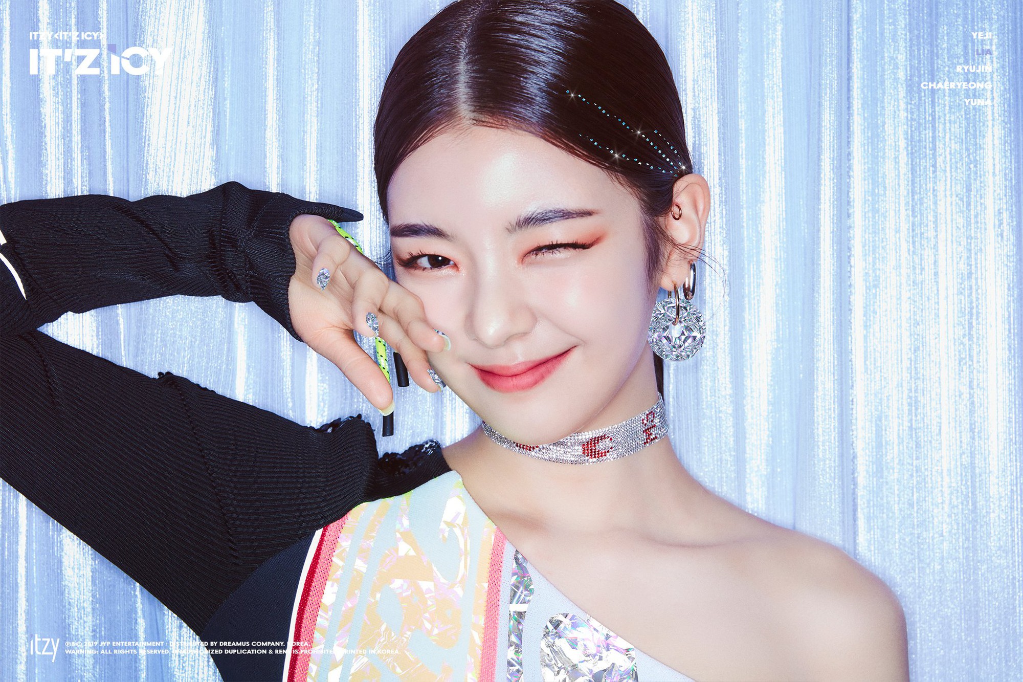 Teaser mới của ITZY: Tươi sáng với concept hè nhưng liệu có bị JYP "dìm ...