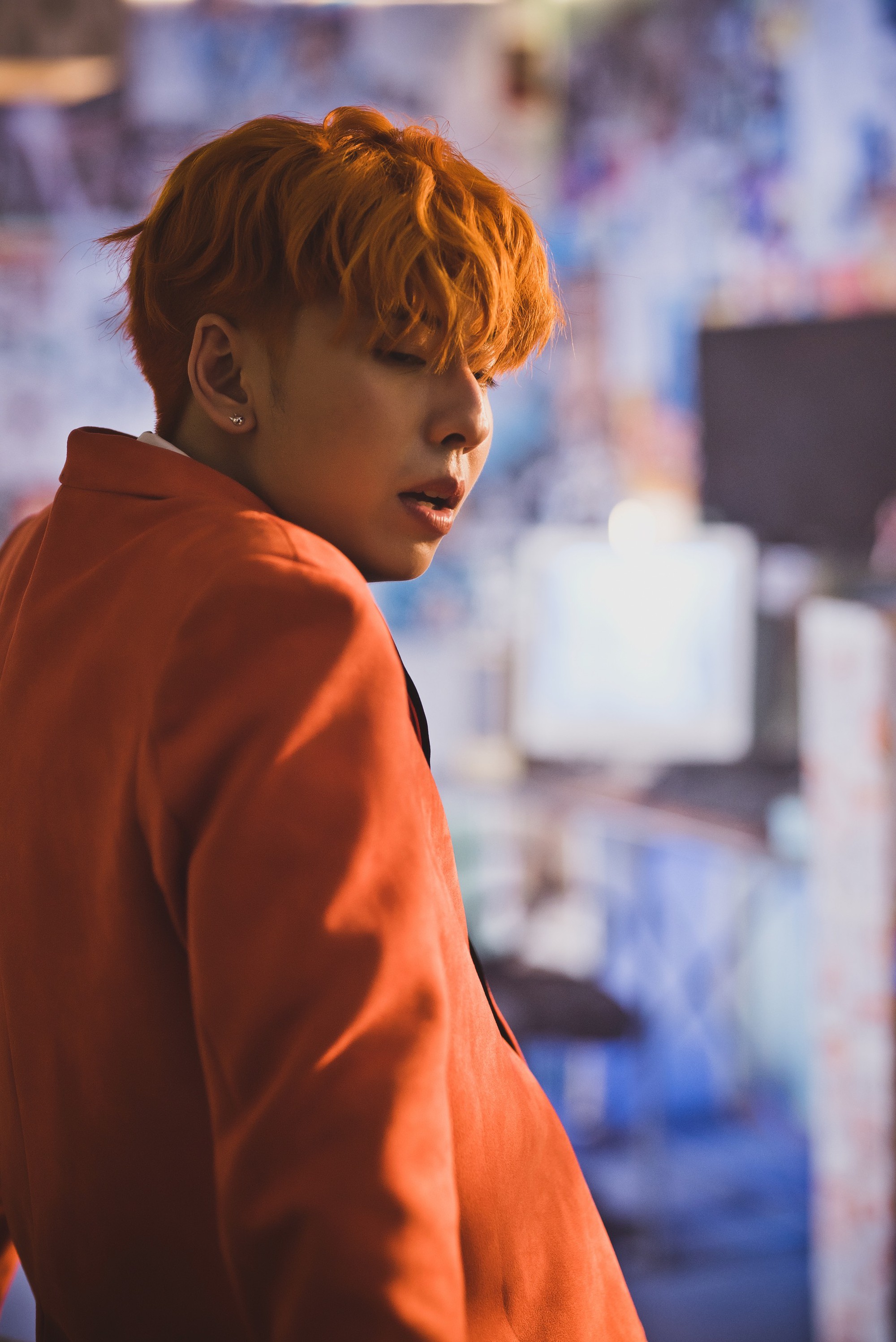 OSAD come back cực mạnh với màu tóc cam chói lọi, "thả thính" thành ...