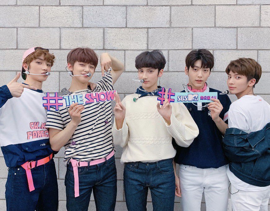 Big Hit không hổ danh công ty nhân ái số 1: Thành viên TXT vừa bị bệnh ...