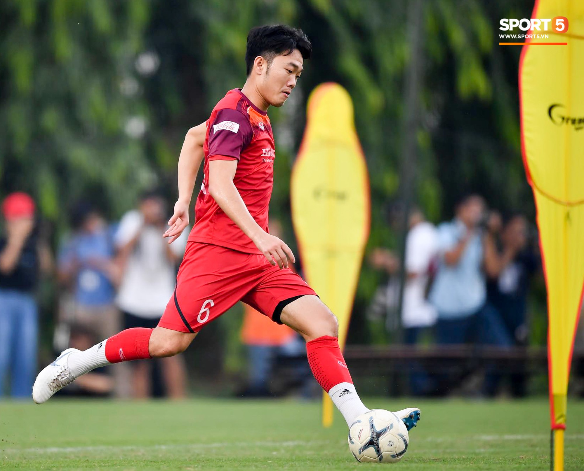 Xuân Trường sút hỏng luân lưu, tuyển Việt Nam bị đàn em U22 đánh bại