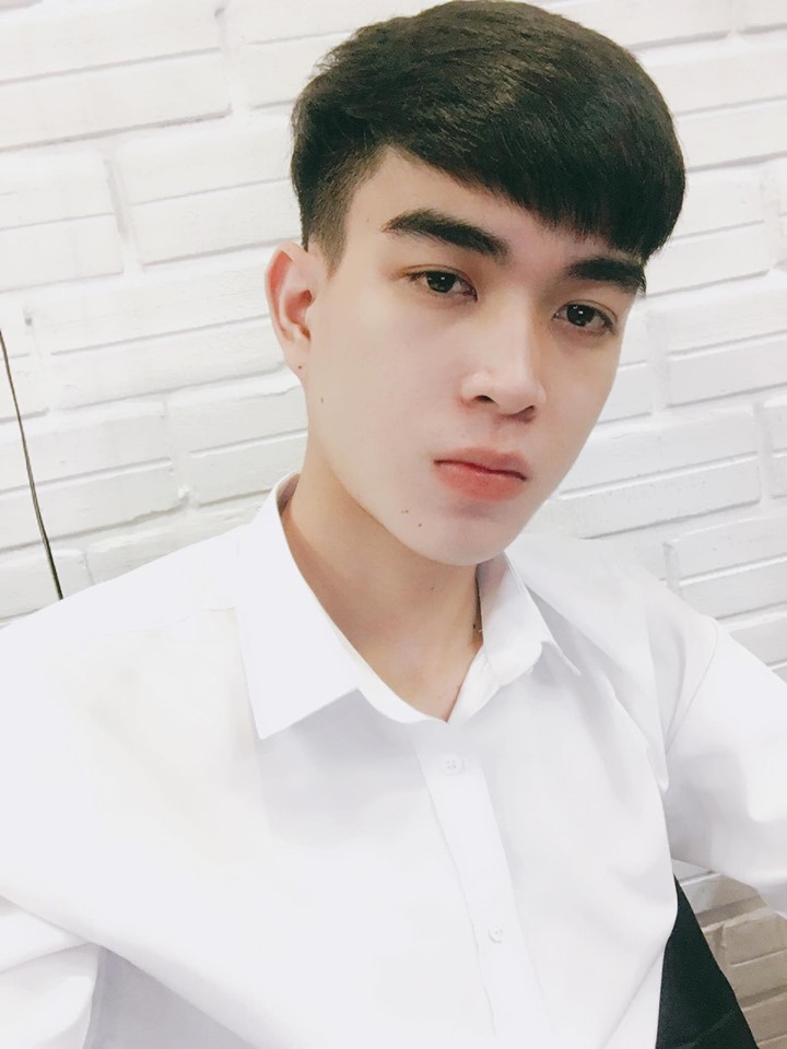 Tham gia giải Liên Quân Mobile "hạng cỏ", chàng trai 9X vẫn chiếm trọn ...