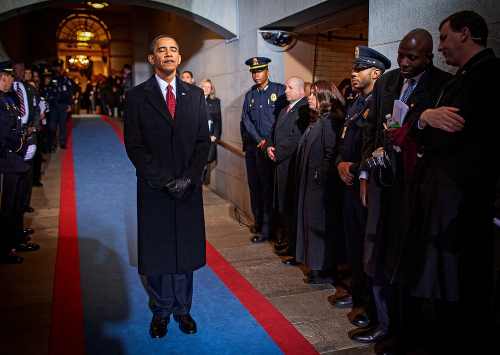 Những bức ảnh đời thường của vợ chồng Obama ngày xưa: Đôi giày rách gắn ...