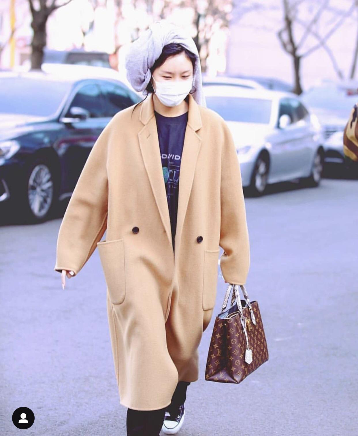 Hwasa chính là nữ thần tượng nổi bật nhất Kpop của năm 2019