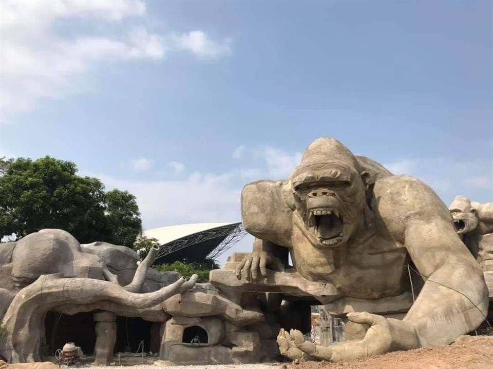 "Lót dép hóng" công viên King Kong - khủng long "siêu to khổng lồ" sắp ...
