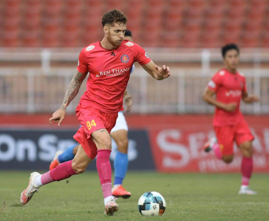 Đội hình tiêu biểu giai đoạn 1 V.League 2020: Công Phượng sát cánh bạn ...