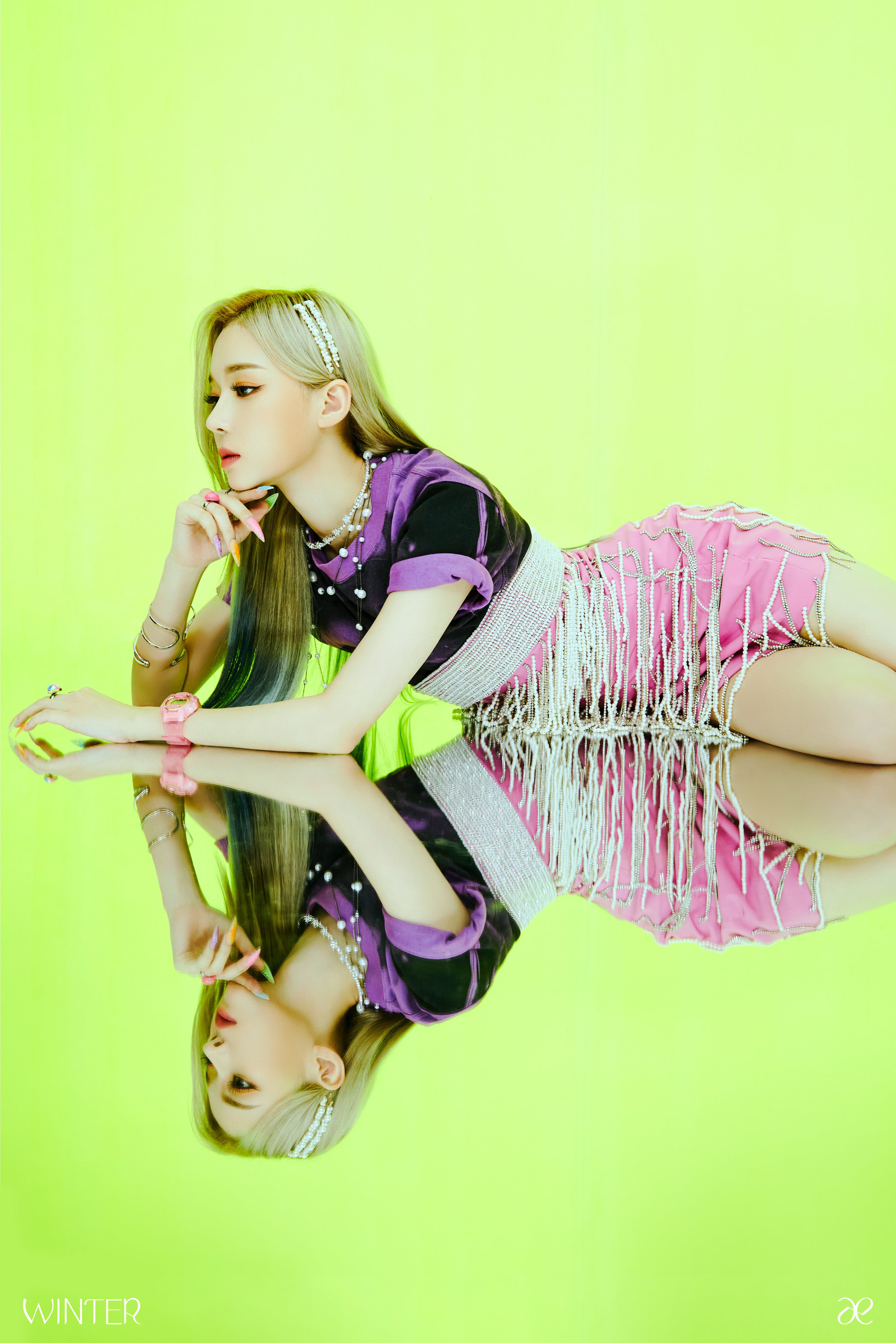 Winter (aespa) bị chê tạo dáng nhàm chán, concept đại trà trong teaser mới