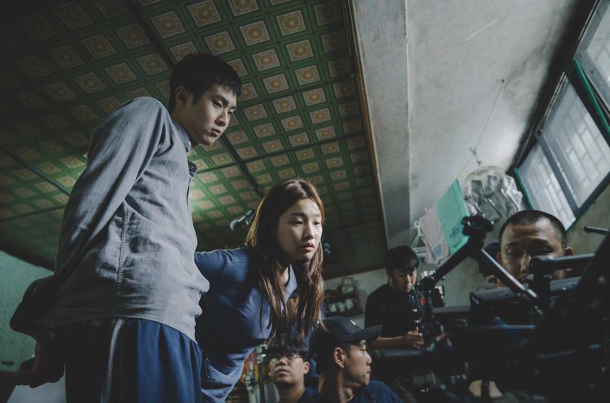 Hậu trường Parasite bây giờ mới kể: Nghe lượng cảnh một ngày ai cũng ...