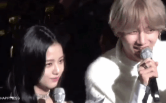 VSOO, tin tức Mới nhất Khi Jisoo (BLACKPINK) làm MC cùng V (BTS): Bùng ...