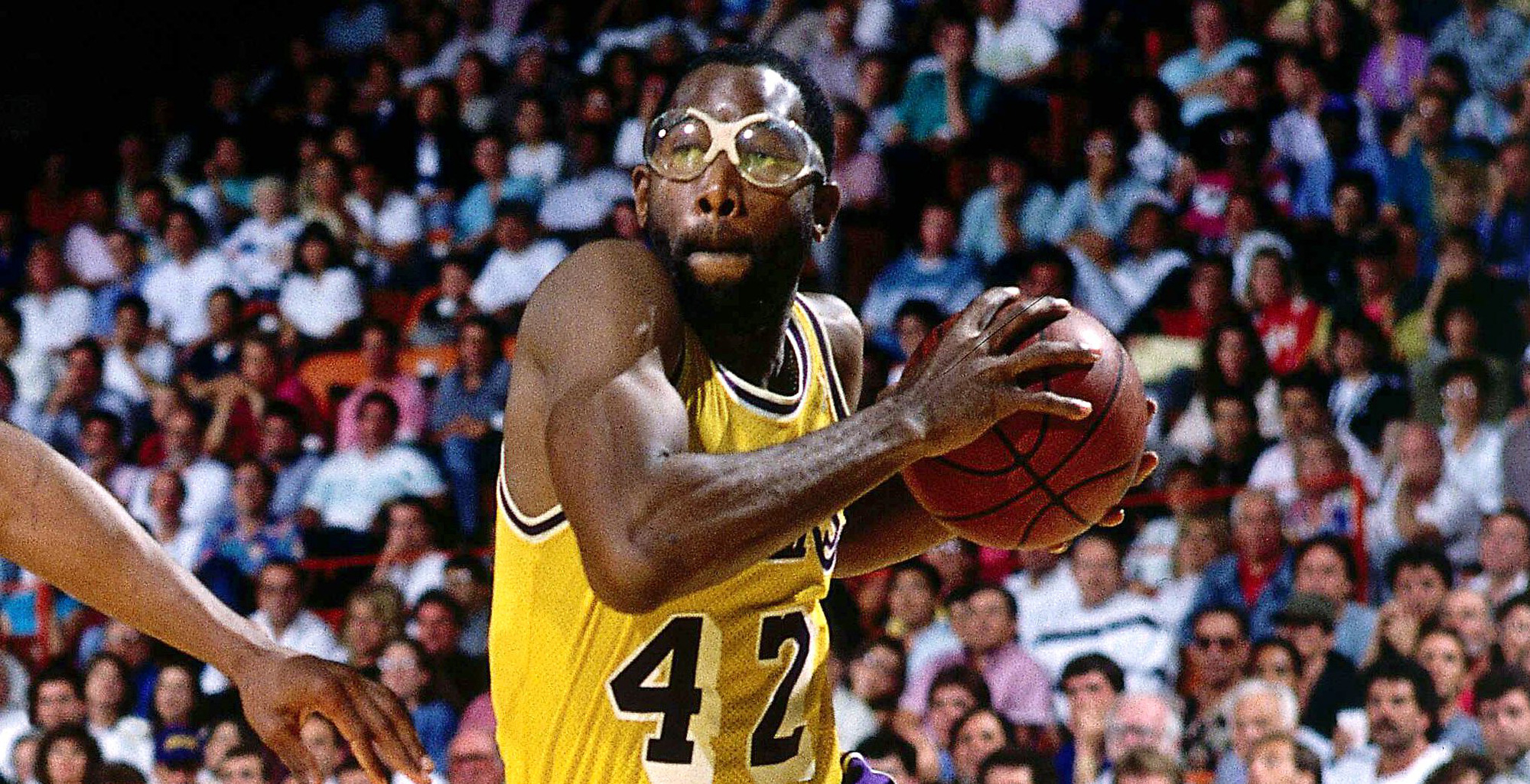 Những câu chuyện "điên rồ" nhất trong làng NBA (kỳ 1): Kẻ say xỉn ném ...