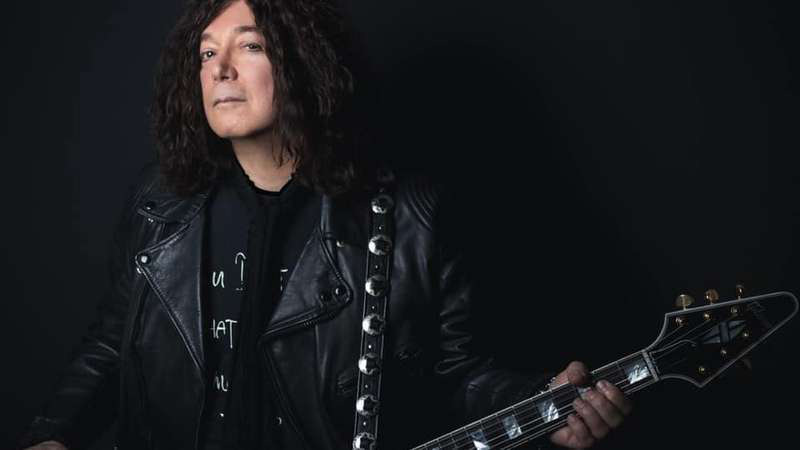 Huyền thoại "I Love Rock 'N' Roll" Alan Merrill qua đời vì bệnh COVID ...