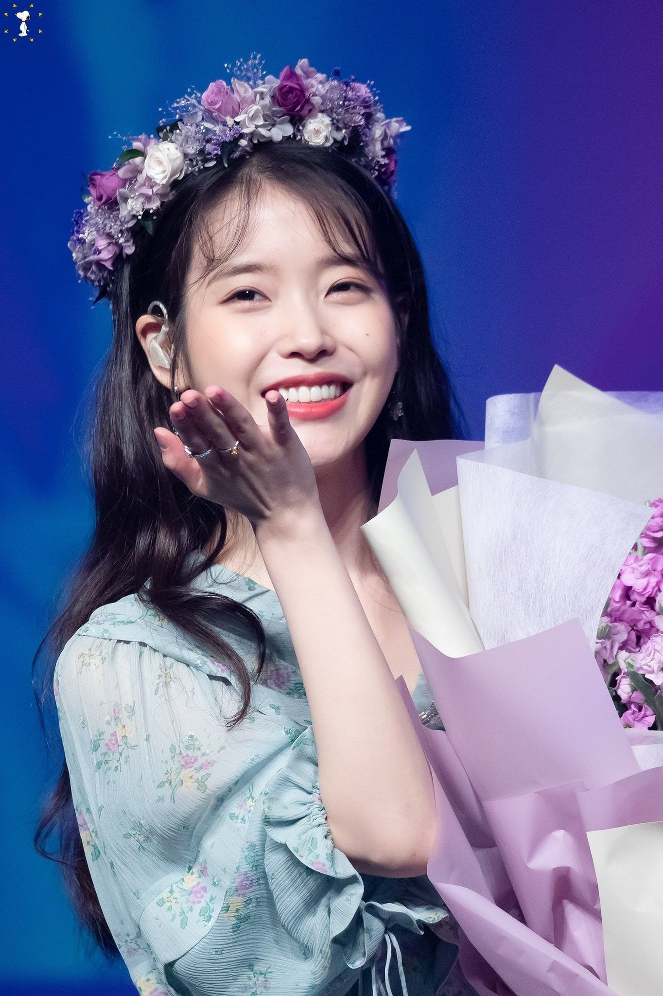 "Nàng tiên từ thiện" IU gây choáng khi ủng hộ chống dịch virus COVID-19 ...