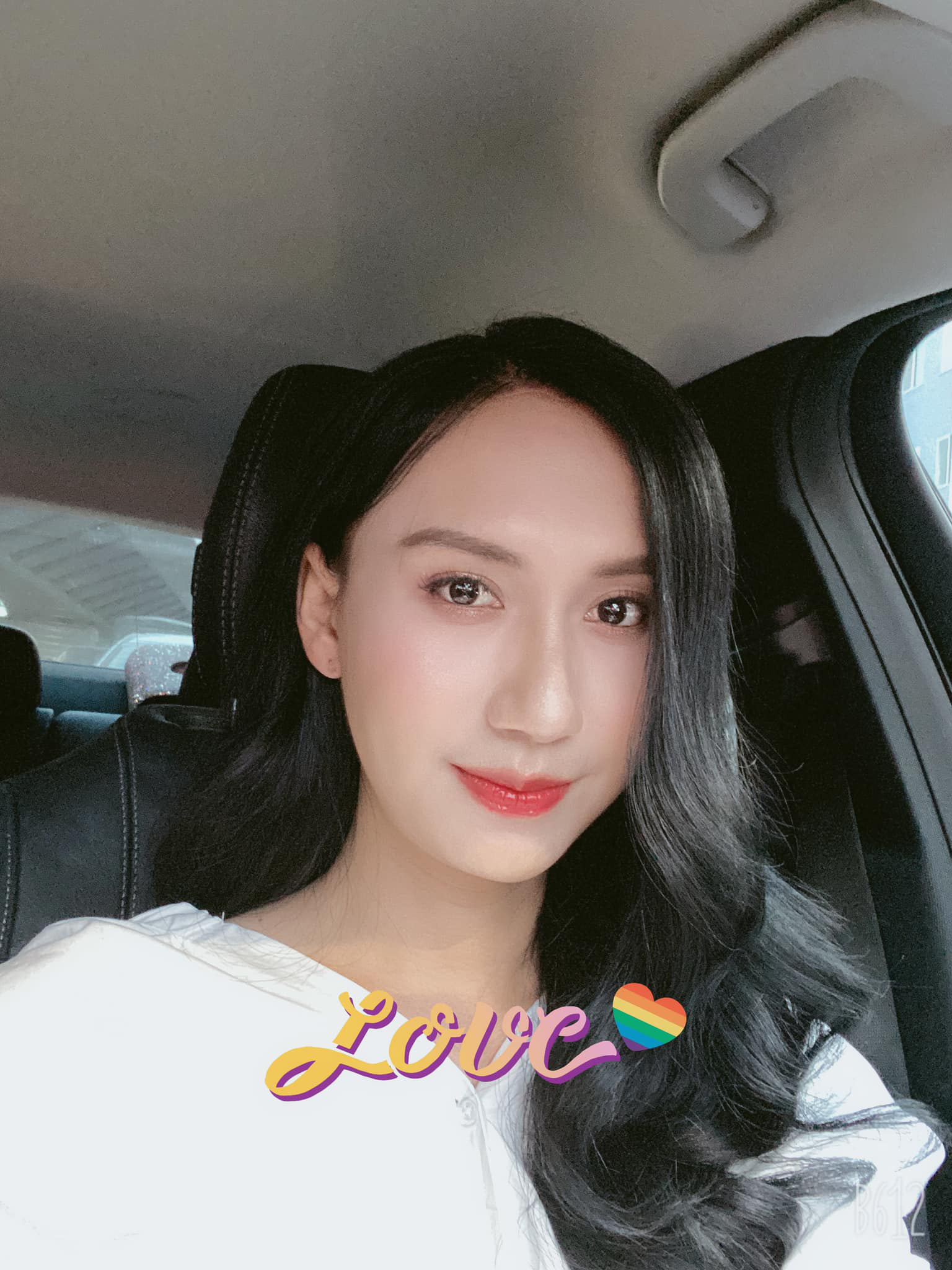 Lynk Lee ngày càng trau chuốt, tạo hình chuẩn nữ tính: Đầu tư nối hẳn ...