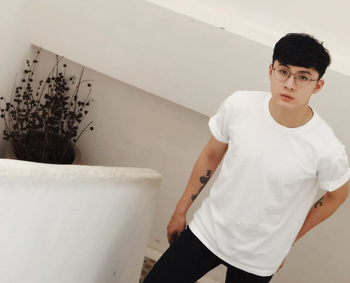 NoWay khoe vẻ điển trai trong bộ ảnh mới: Đeo kính hay bỏ ra thì đẹp hơn?