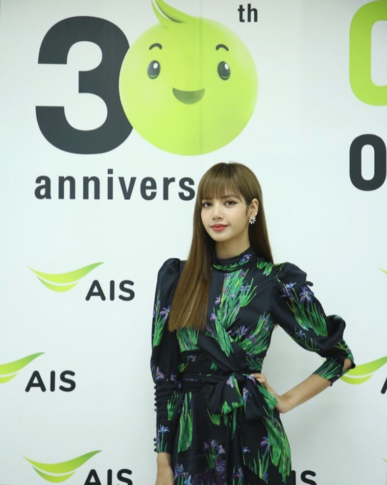 Lisa (BLACKPINK): Trainee uất ức, bị lừa 19 tỷ và cú lột xác kỳ diệu