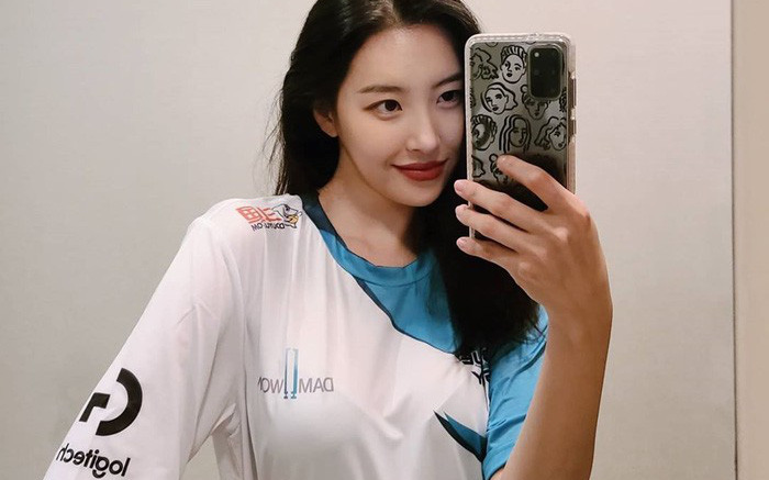 SUMI, tin tức Mới nhất Ngẩn ngơ trước nhan sắc nóng bỏng của cô nàng ...