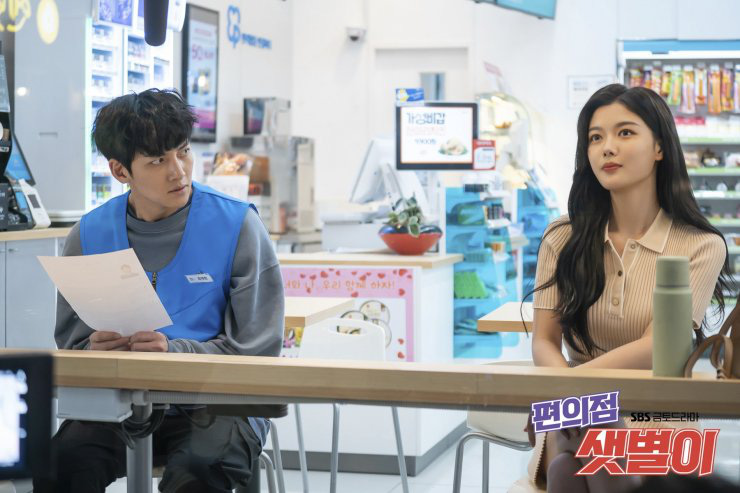 Nữ chính Jung Saet Byul của Backstreet Rookie: Sự nhập nhằng giữa “phá ...