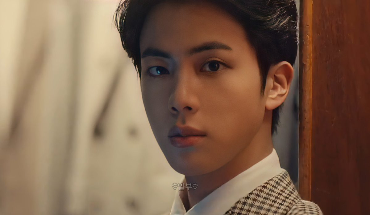 Jin và Jungkook (BTS) quay quảng cáo mà tưởng quay phim Kingsman ...