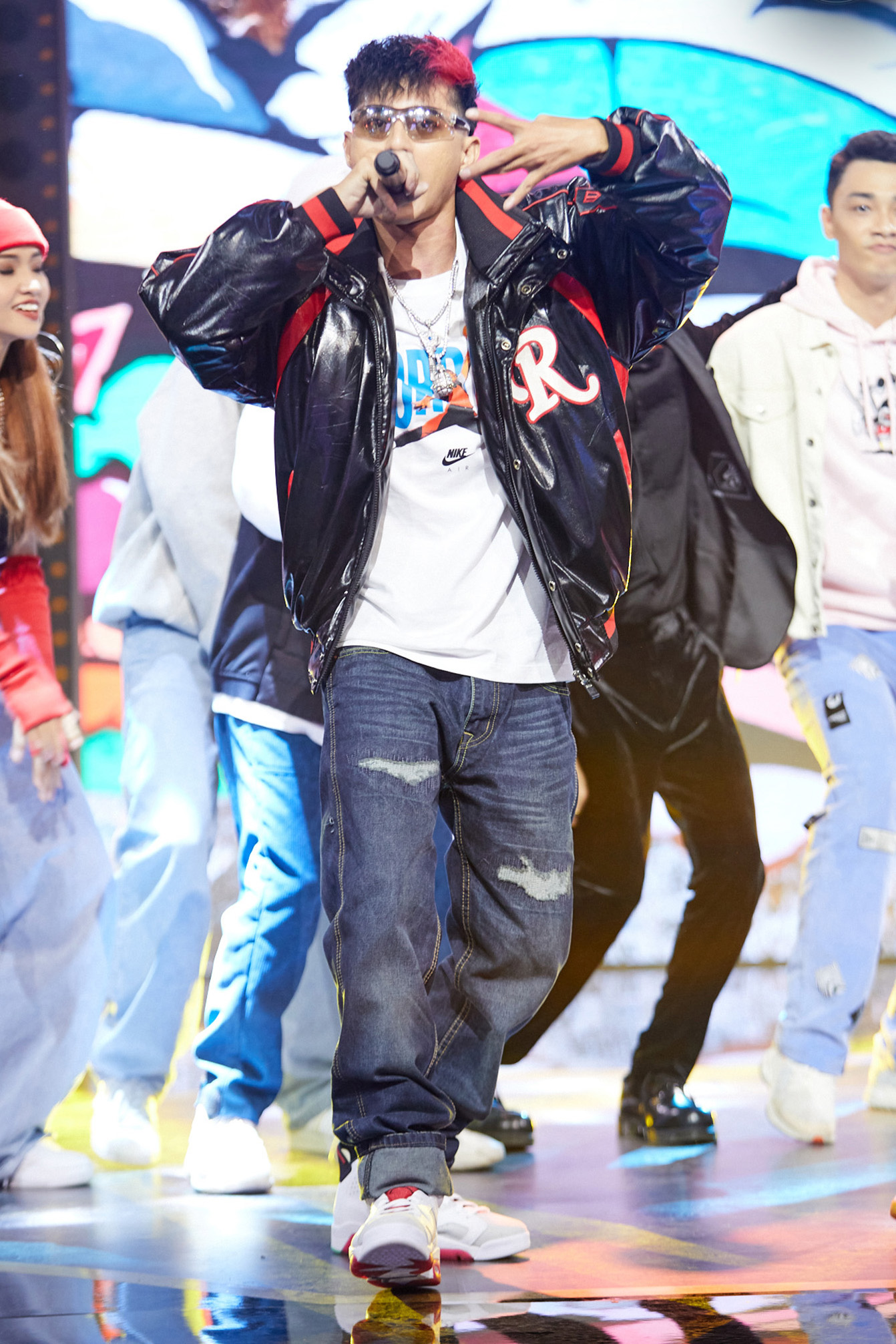 “Đổ rạp” trước visual đỉnh cao của Lăng LD, đến Karik cũng không thể ...