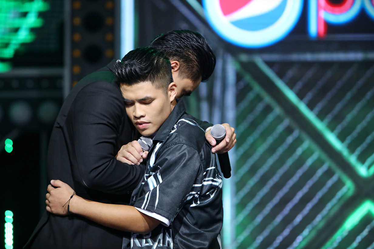 Được truy lùng sau tập 8 Rap Việt, "cơn địa chấn" G.Ducky lộ profile ...