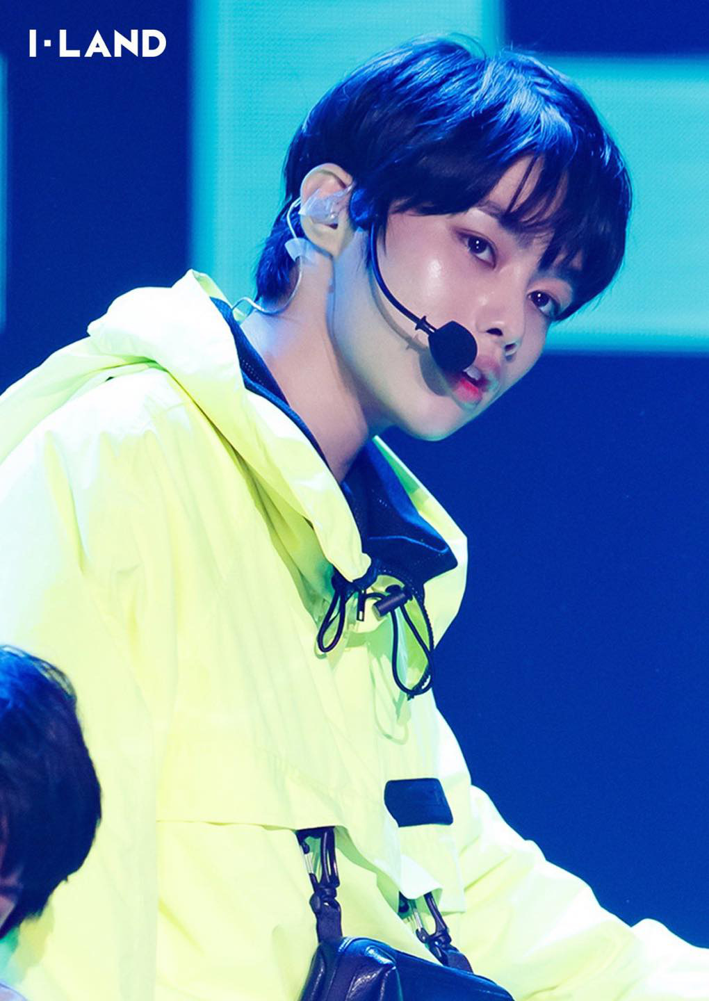 Hanbin còn phải vượt qua chướng ngại nào để thành đàn em BTS