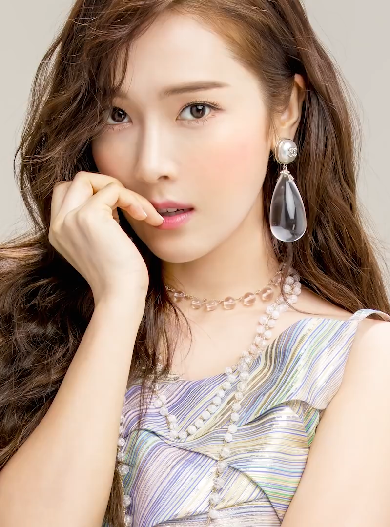 Knet chọn ra 3 mỹ nhân băng giá nhà SM: Jessica - Krystal thành biểu ...
