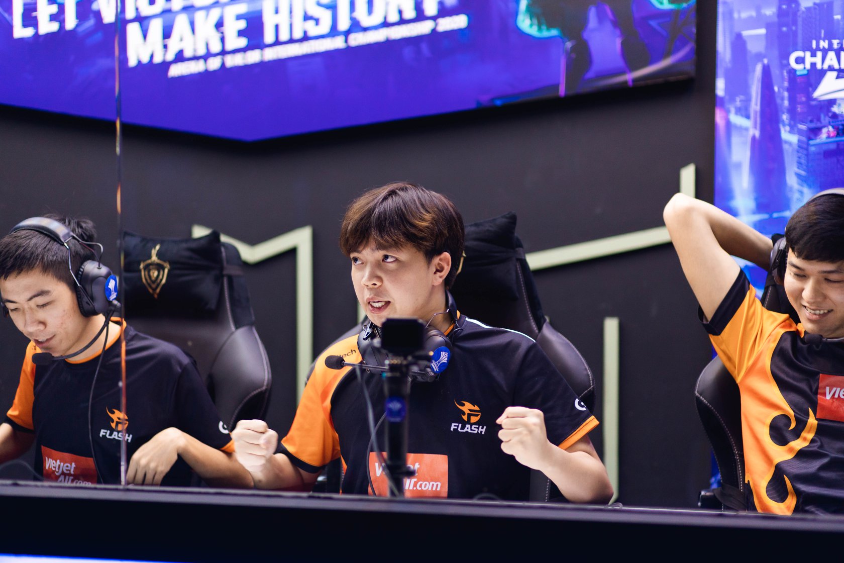 Từ bỏ sự nghiệp game thủ, ADC sẽ làm gì tiếp theo?