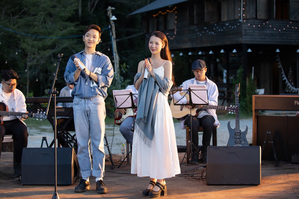 dreamee the 1st live acoustic show - AMEE mạo hiểm trái sở trường để ...