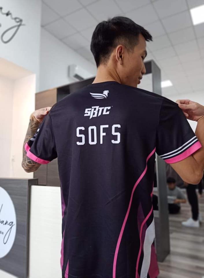 "Dải ngân hà" SBTC Esports tung ảnh team cực ngầu, choáng ngợp với danh ...