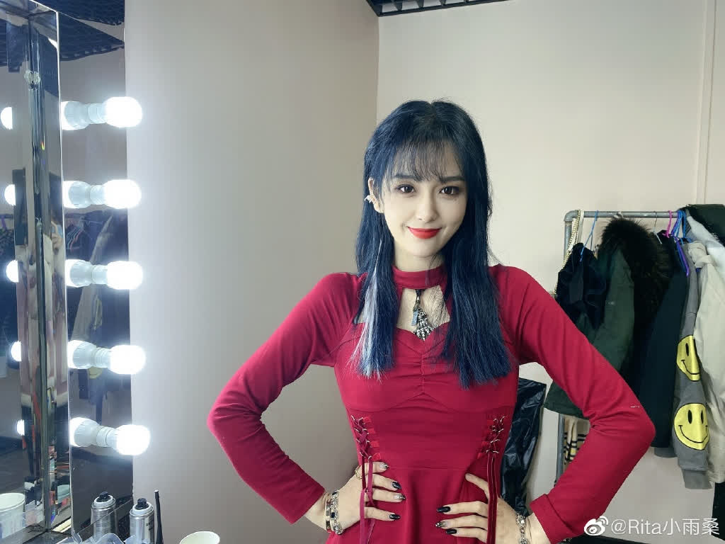 Nữ caster xinh đẹp nhất LPL lộ ảnh chưa qua chỉnh sửa, netizen "quay xe ...