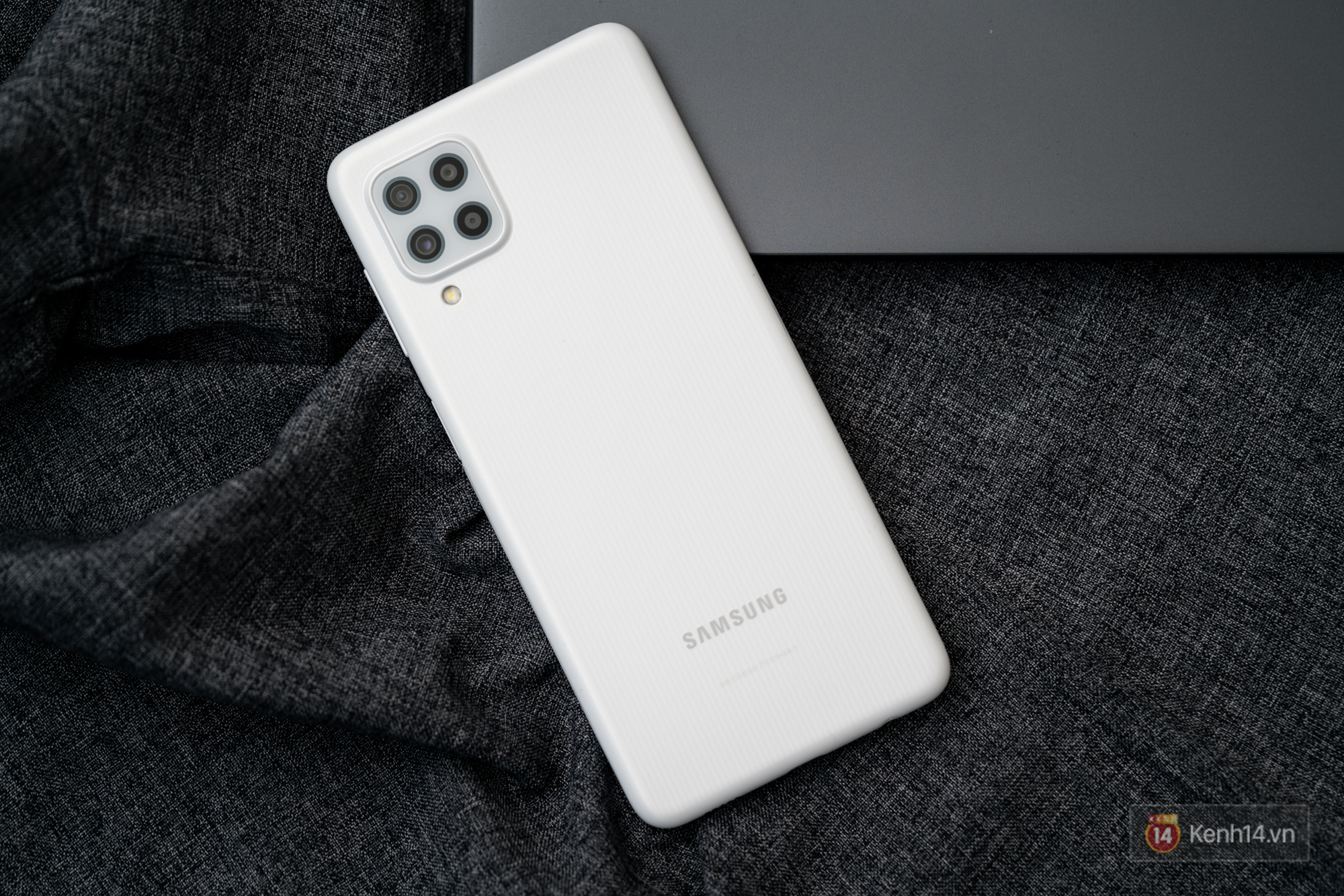 Bất ngờ khi mãnh thú mới Galaxy M22 có thể “cân tất” được cả những tựa ...