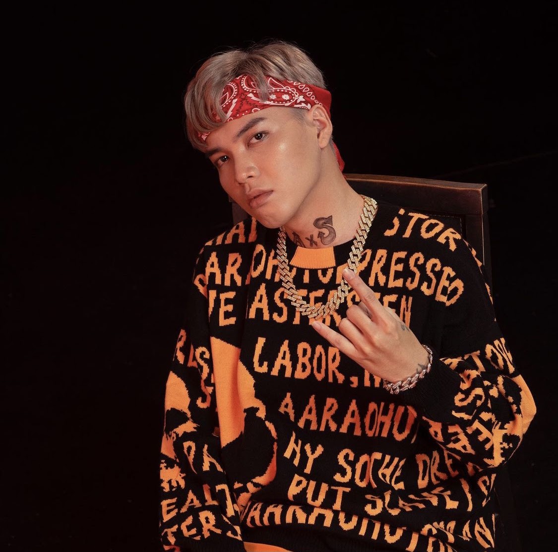 AS Mobile bất ngờ tiết lộ sắp "bị trói", khoe luôn phòng livestream mới ...