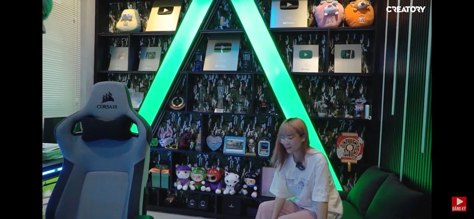 AS Mobile bất ngờ tiết lộ sắp "bị trói", khoe luôn phòng livestream mới ...