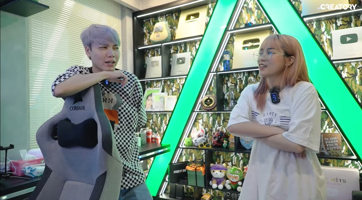 AS Mobile bất ngờ tiết lộ sắp "bị trói", khoe luôn phòng livestream mới ...