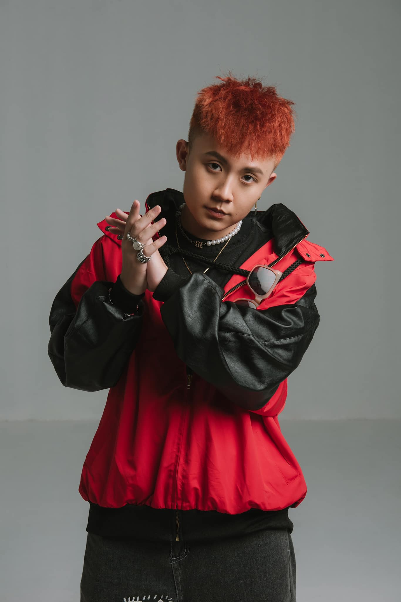 Karik đăng ảnh "full team" nhưng lại thiếu duy nhất 1 thí sinh quan trọng!