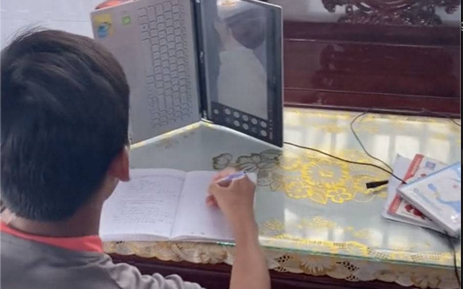 MÙ CÔNG NGHỆ, tin tức Mới nhất Học online nhưng màn hình bị lộn ngược ...