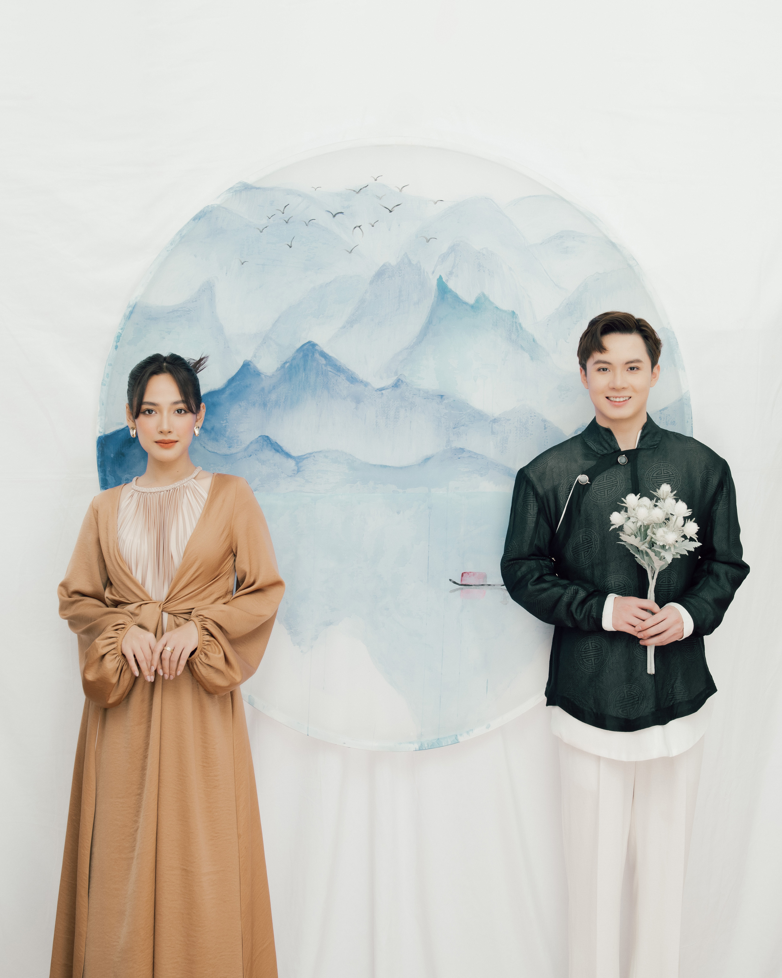 Cara - NoWay "phát cẩu lương" dịp Tết, không quên nhắc fan cùng chống dịch