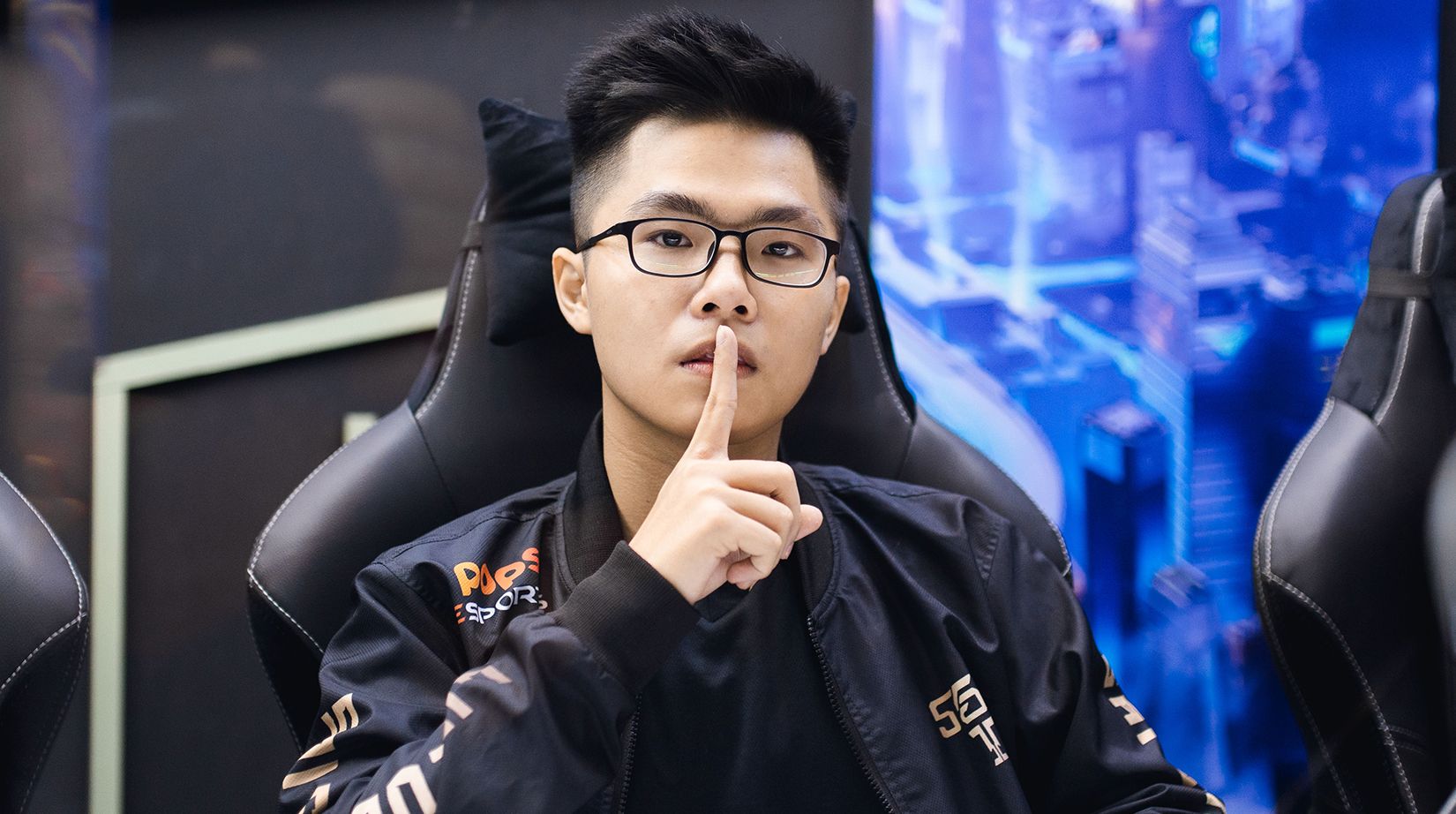 "Siêu thần đồng" Yiwei chính thức đủ tuổi thi đấu ở trận Chung kết ĐTDV ...