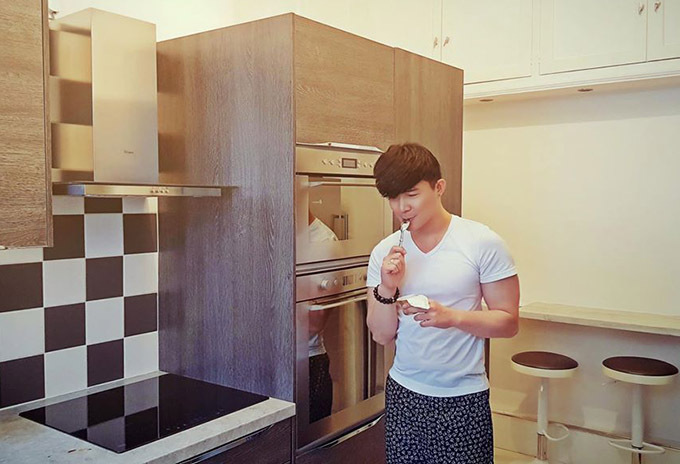 Nathan Lee nhớ nhà quá tiện khoe luôn nội thất khách sạn 2 nghìn tỷ ở ...