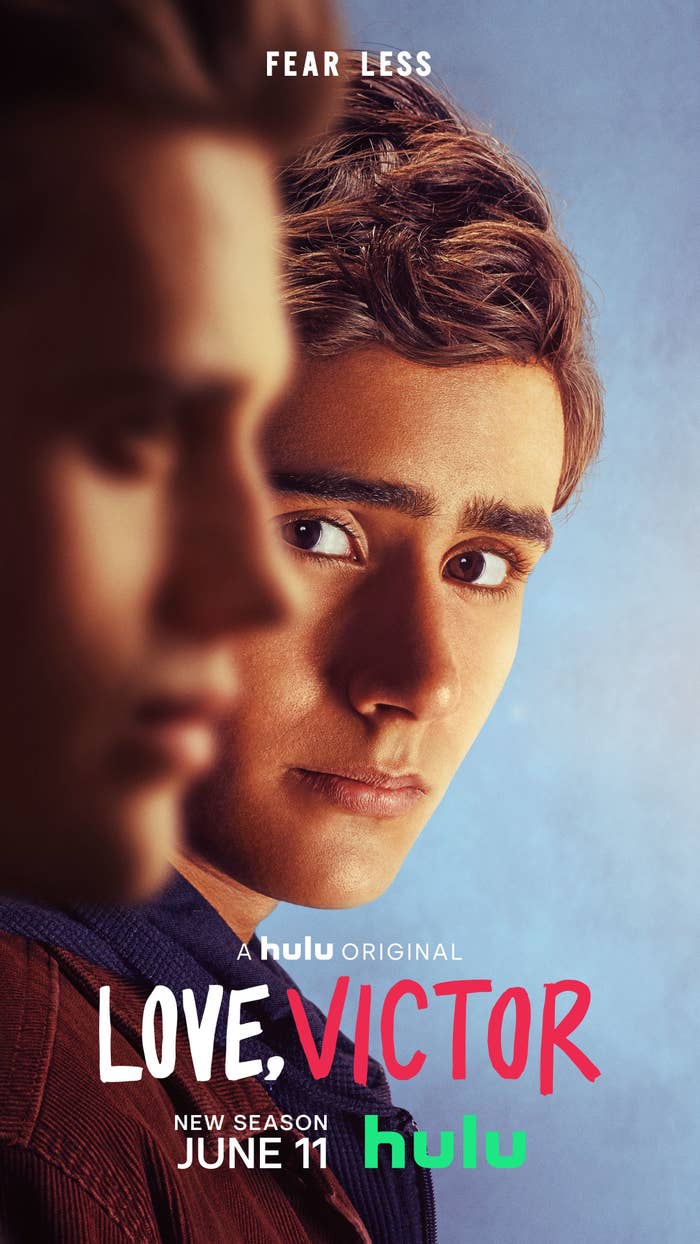 Love, Simon bản truyền hình tung cảnh nóng bỏng mắt, đạt số điểm chạm ...