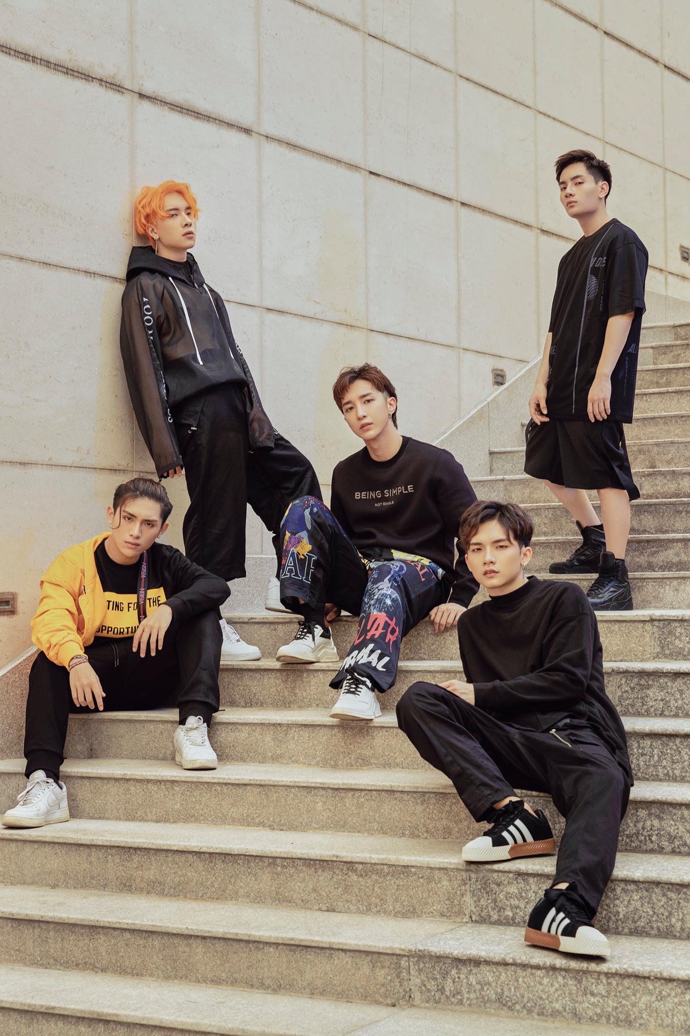 GREY D bất ngờ tái xuất cùng Monstar