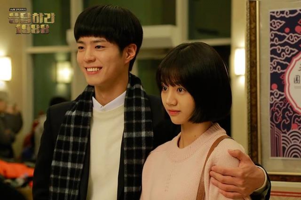 Lý do Duk Sun chọn Choi Taek ở Reply 1988 được đào lại, giờ thì hết bất ...