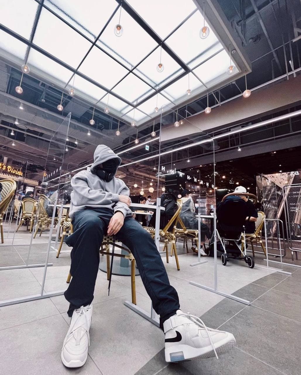 Jun Phạm bất ngờ công khai đăng ảnh đôi với một sao nam Running Man ...