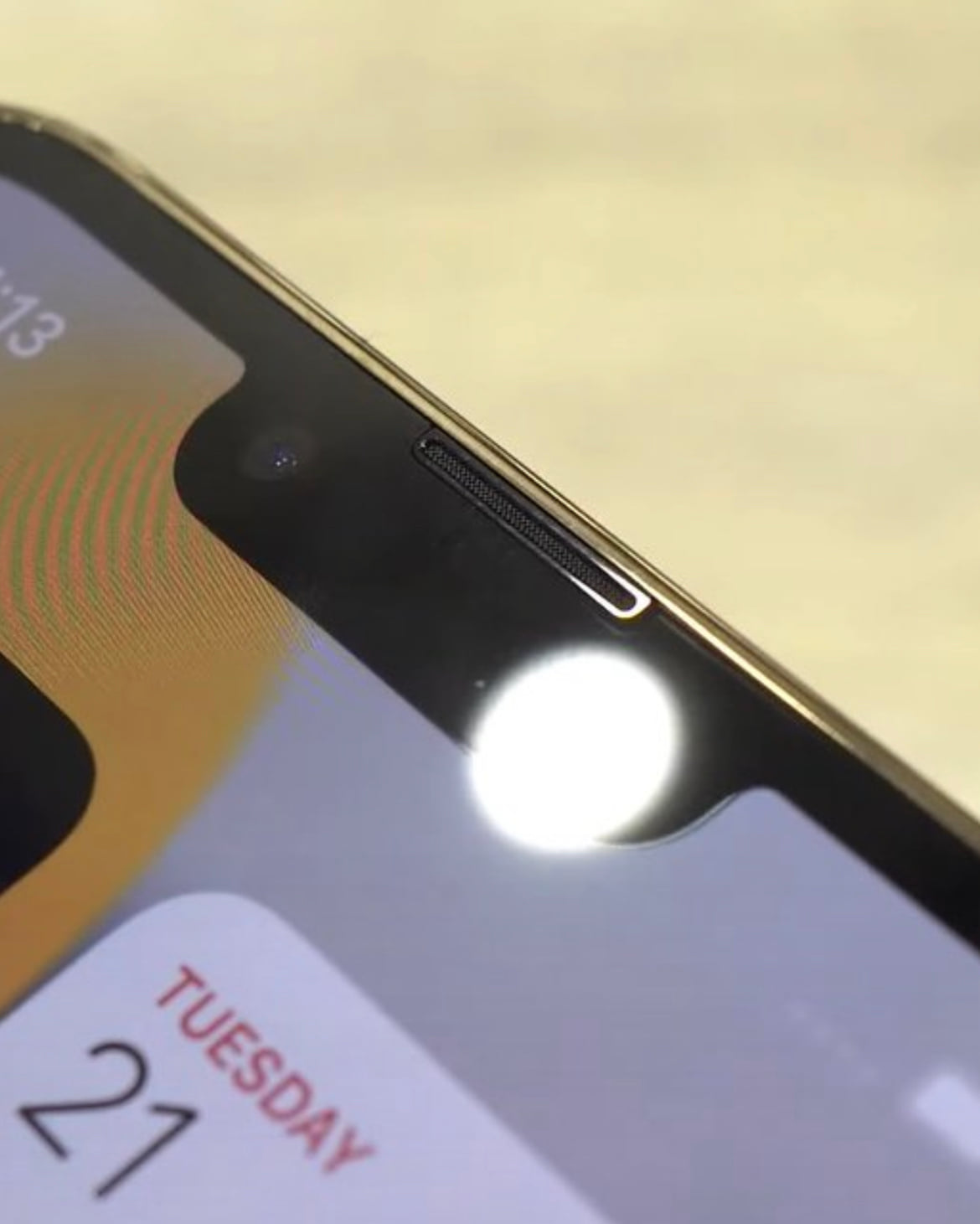 iPhone 13 lộ diện phần notch "nhỏ hơn 20%" nhưng bị netizen chê tới tấp ...